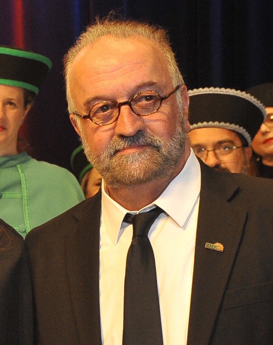 Muro da Mauá: confira entrevista do engenheiro e diretor do SENGE ...